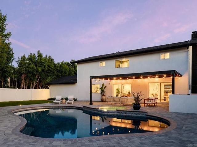 6215 Snowbond St, San Diego, CA 92120