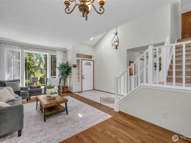 6215 th Street SE