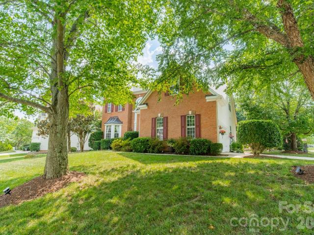 6216 Creek Breeze Rd, Charlotte, NC 28269 | MLS #4369