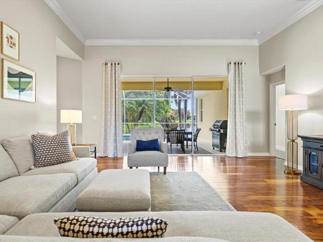 6216 Donnington Ct, Sarasota, FL 34238 | MLS #A4657 | Compass