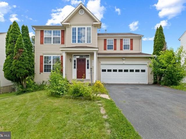 6217 Oscar Ct, Woodbridge, VA 22193