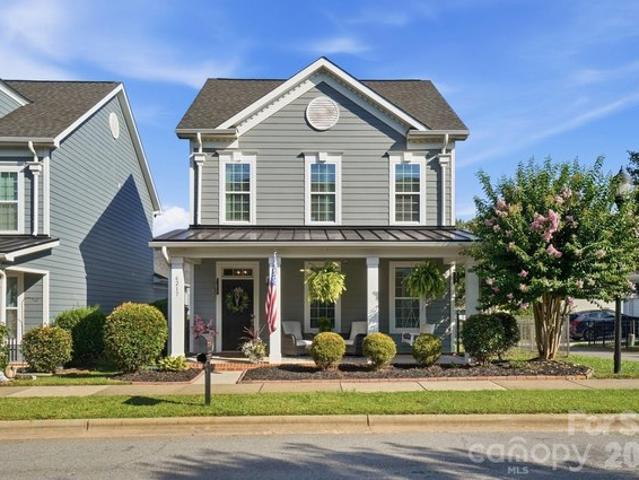 6217 Hove Rd, Charlotte, NC 28227