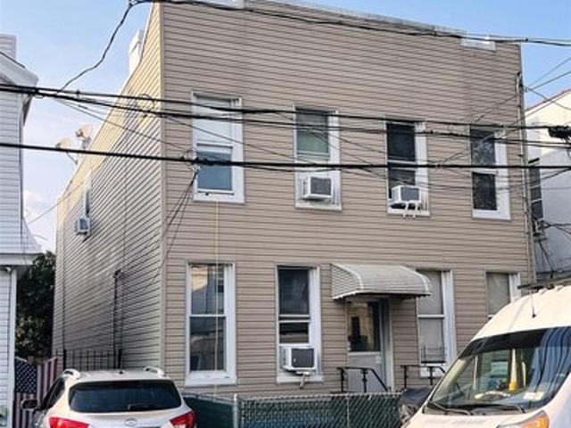 6217 62nd Rd, Middle Village, NY 11379