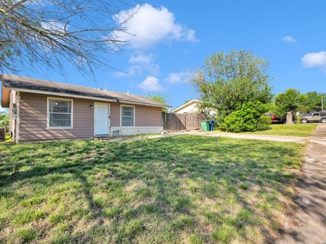6218 Stone Valley Dr, San Antonio, TX 78242
