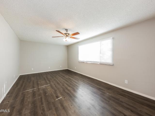 6218 W Wolf St, Phoenix, AZ 85033 | MLS #6967 | Compass