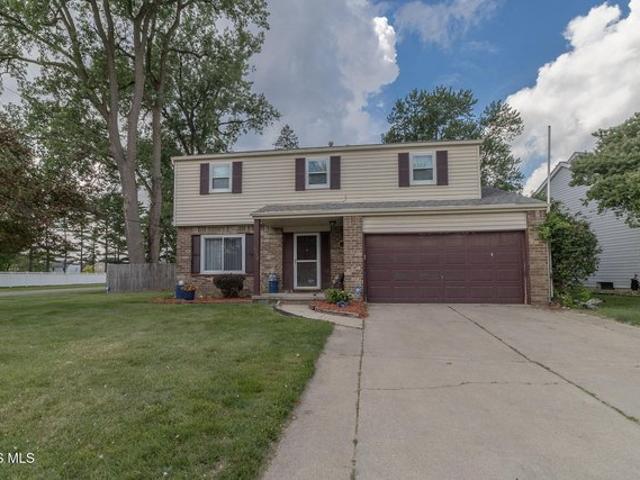 6218 White Oak Dr, Toledo, OH 43615