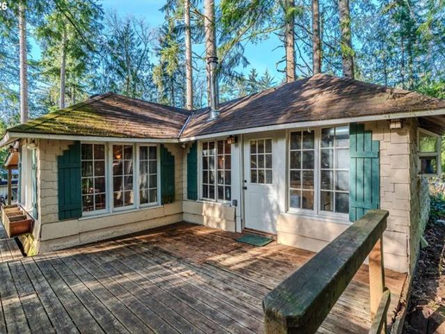 62194 E Salmon St, Brightwood, OR 97011