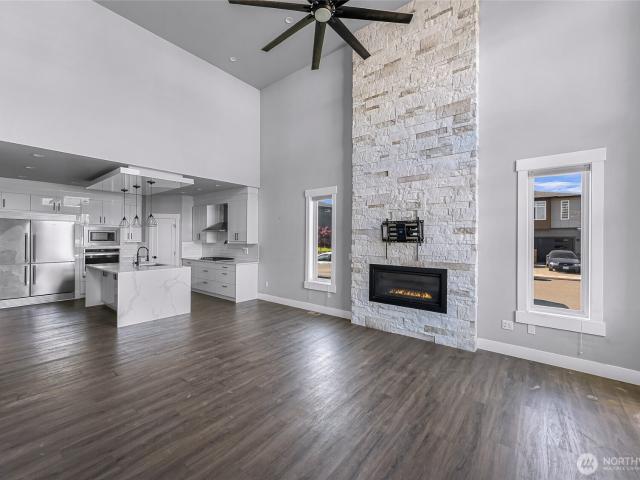6219 Fernridge Court