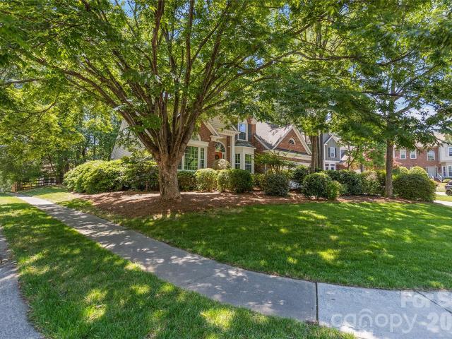 6210 Maple Cove Lane