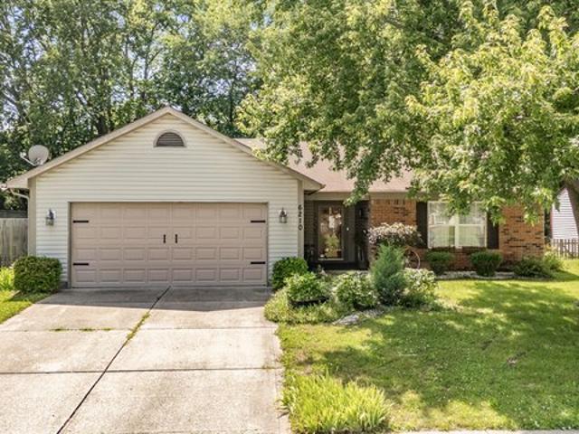 6210 Cradle River Dr, Indianapolis, IN 46221