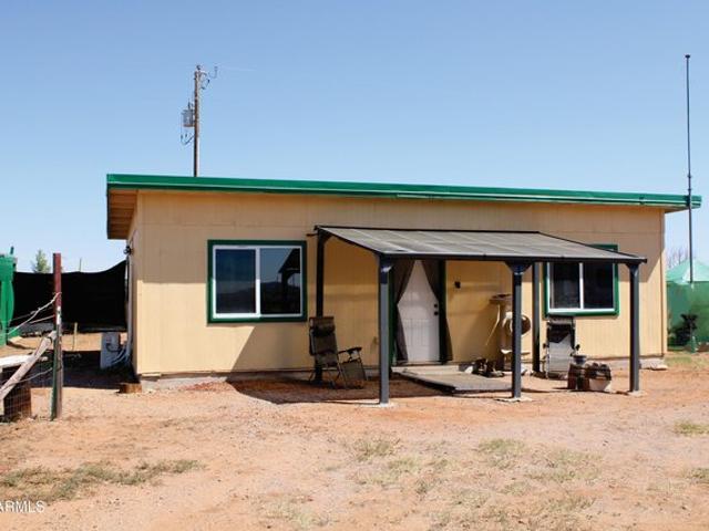 6210 E Dragoon Dr, Pearce, AZ 85625