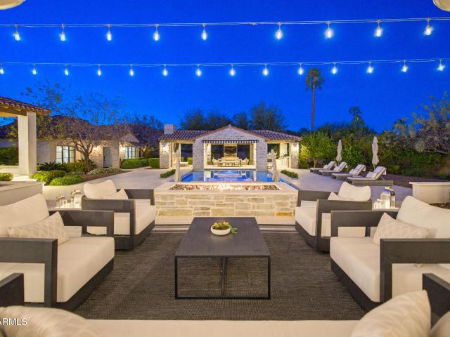 6210 E KEIM Drive