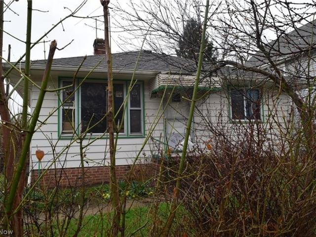 6210 Heisley Ave, Cleveland, OH 44105