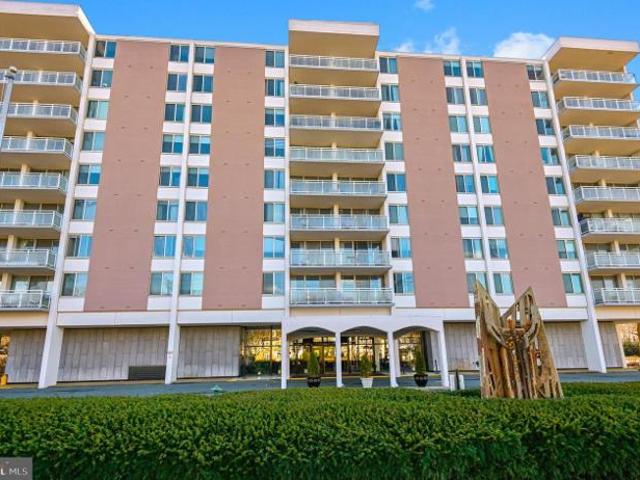 6210 Park Heights Ave #401, Baltimore, MD 21215