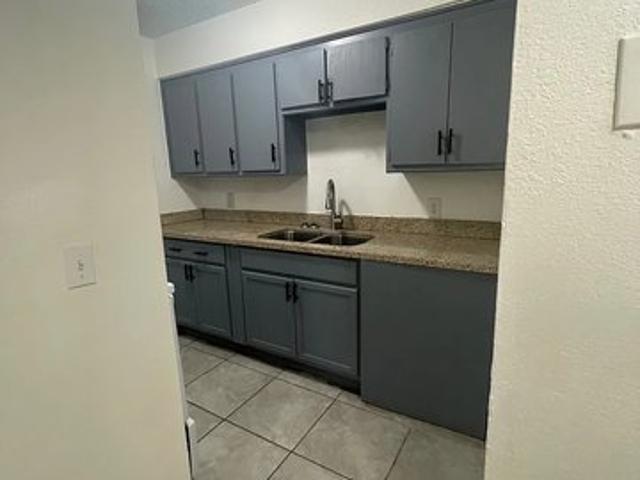 6210 S Douglas Ave, Oklahoma City, OK 73139