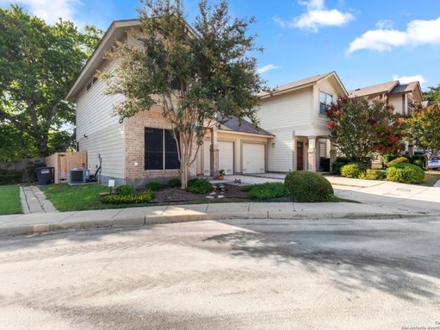 6210 W Jolie Ct, San Antonio, TX 78240