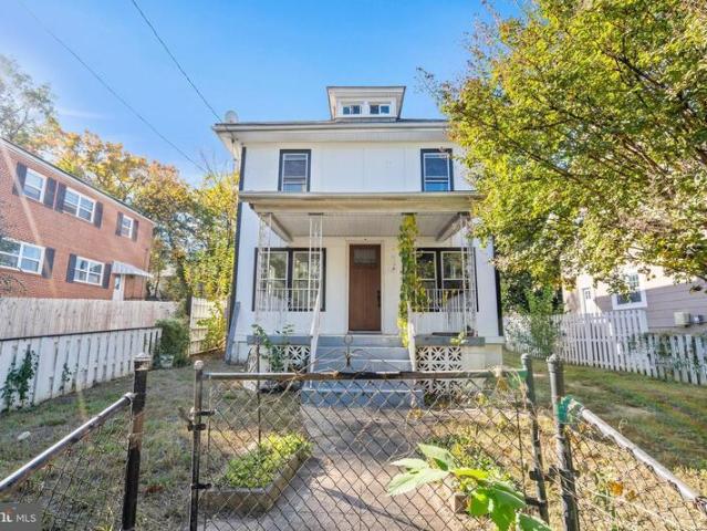 6210 8th street nw, washington, dc 20011