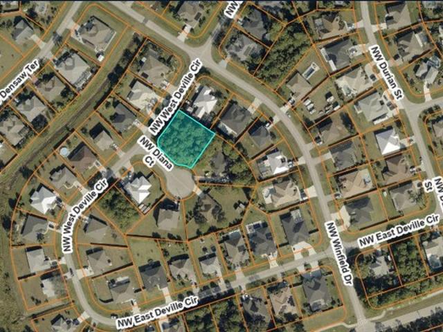 6211 NW Diana Ct, Port Saint Lucie, FL 34986