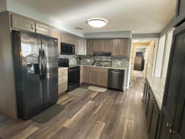 6211 Allenwood Drive