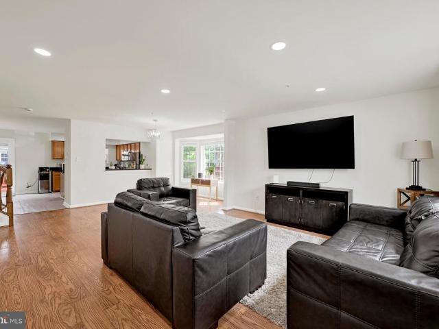 6211 Deep Earth Lane