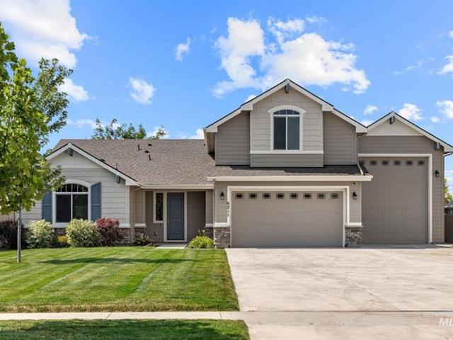 6211 E Path Dr, Nampa, ID 83687