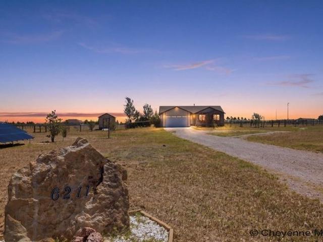 6211 Emily Dr, Cheyenne, WY 82009