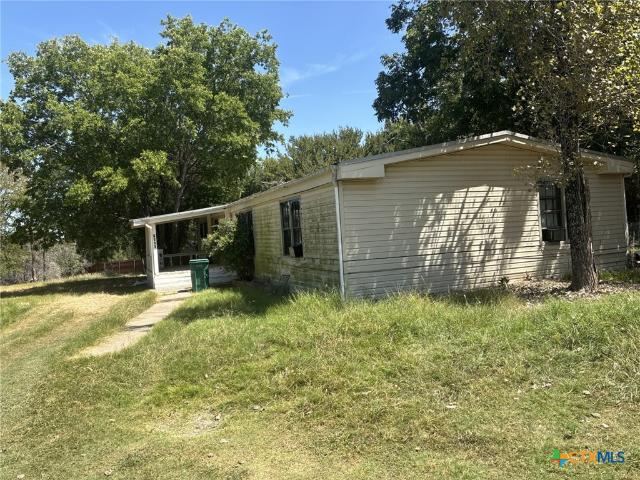 6211 Lakeside Drive