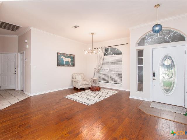 6211 Turtle Creek Trail
