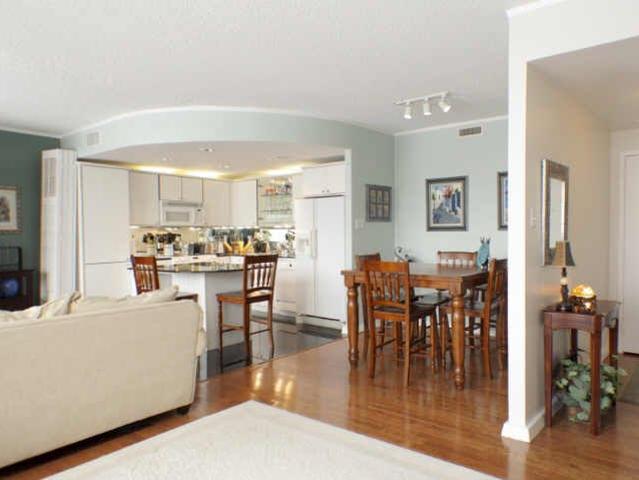 6211 W Northwest Hwy Apt 307, Dallas, TX 75225