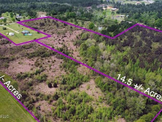 6211 Wesley Powell Rd, Lucedale, MS 39452