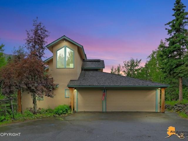 6212 Magnaview Dr, Eagle River, AK 99577