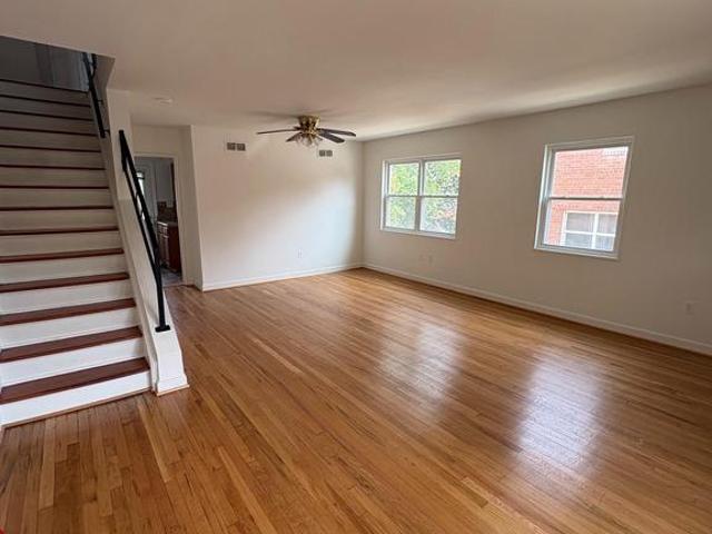 6212 Carters Lane