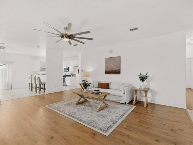 6212 Topsail Drive