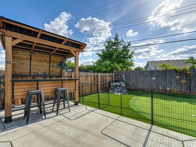 6212 Wildomar Way, Carmichael, CA 95608