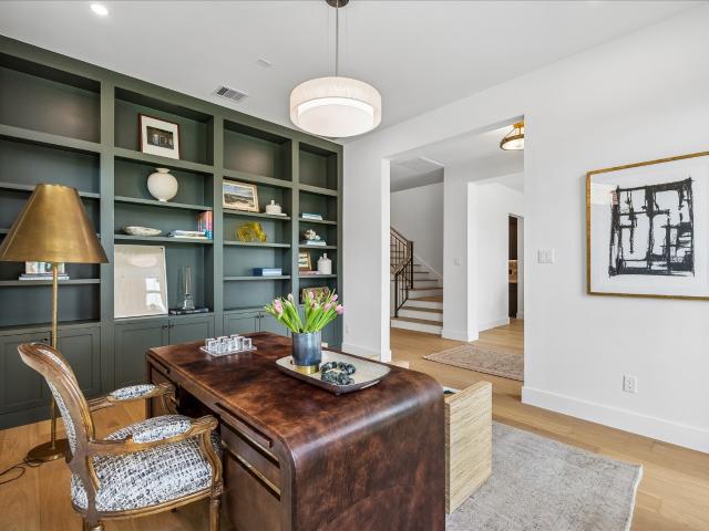6213 Overbrook Lane