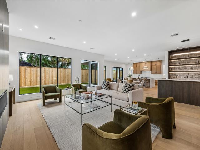 6213 Overbrook Lane