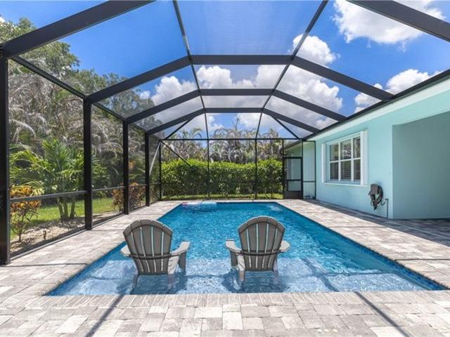 6213 Arcadia Sq, Vero Beach, FL 32966