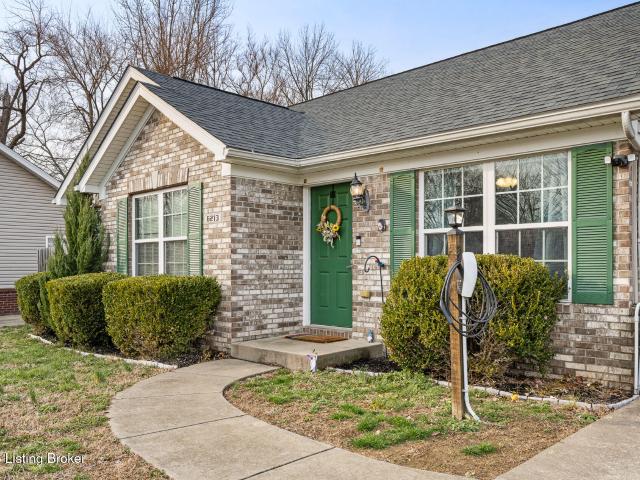 6213 Forsythia Ln
