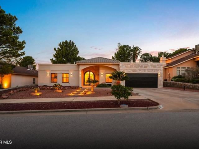 6213 Loma De Cristo Dr, El Paso, TX 79912