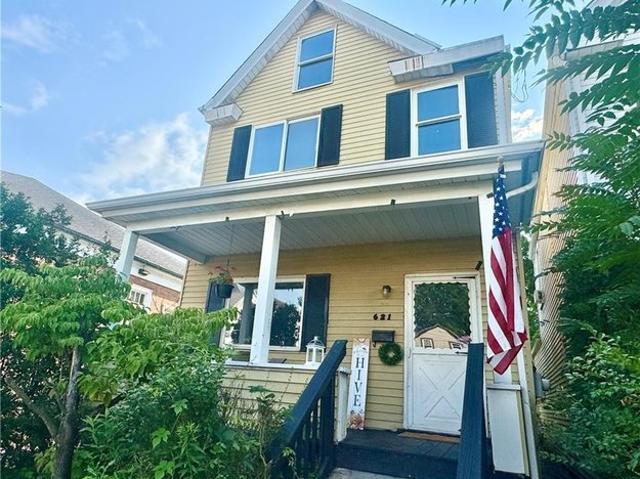 621 5th Ave, New Kensington, PA 15068