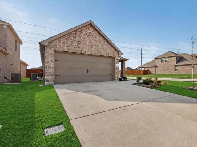 621 Cherish Day Dr, Lavon, TX 75166 | MLS #21205