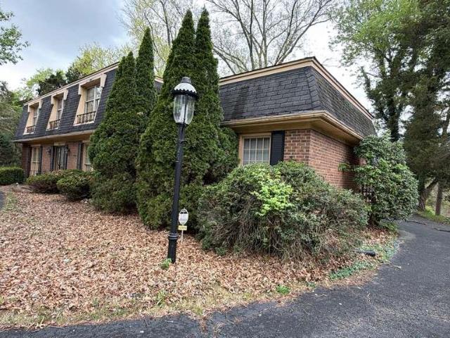 621 Claymont Estates Dr, Chesterfield, MO 63017 | MLS #26021 | Compass