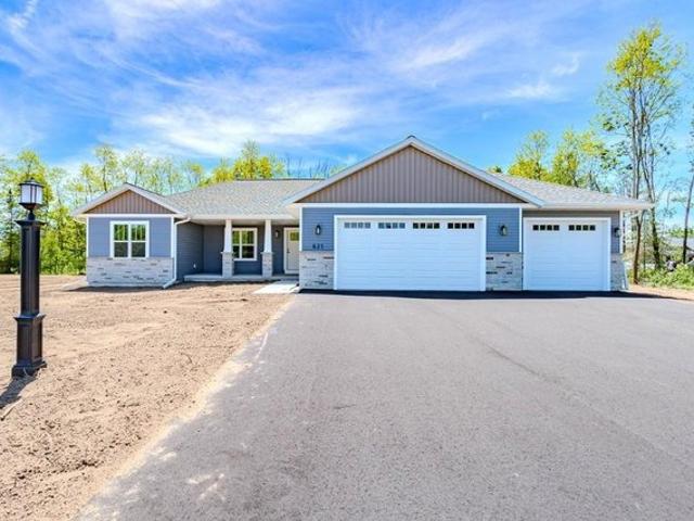 621 Amberwood Way, Plover, WI 54467