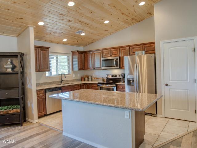 621 Angelas Place