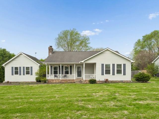 621 Greystone Dr, Lascassas, TN 37085