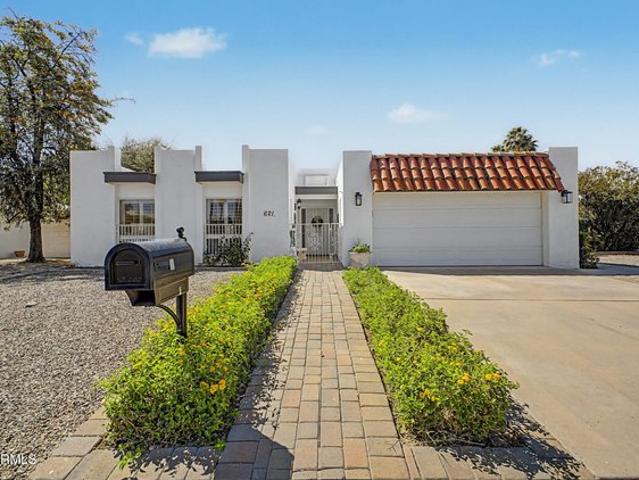 621 E Calavar Rd, Phoenix, AZ 85022