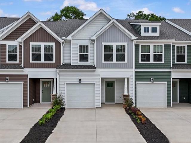 621 E Norvell Ct, Spartanburg, SC 29307