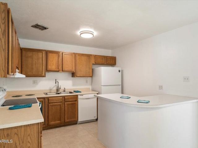 621 E Papago Dr, Tempe, AZ 85288