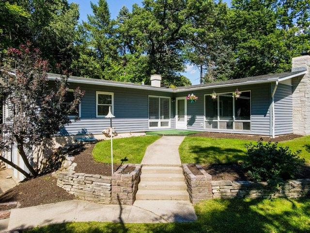 621 Hawthorne Ct, Carpentersville, IL 60110