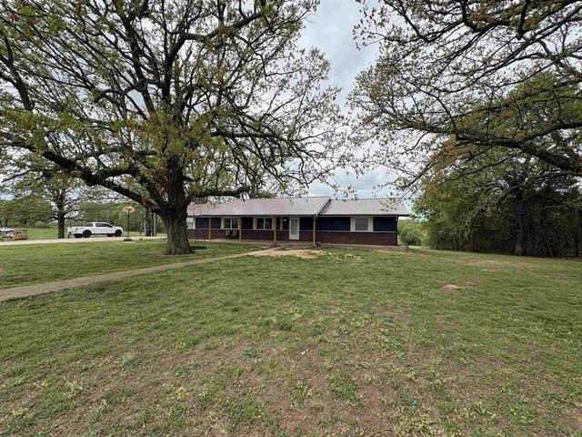 621 Highway 62 W, Ash Flat, AR 72513